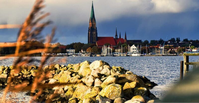 Schleswig: Highlights tour (cathedral, old town, Holm, city harbor) - Final Recommendation