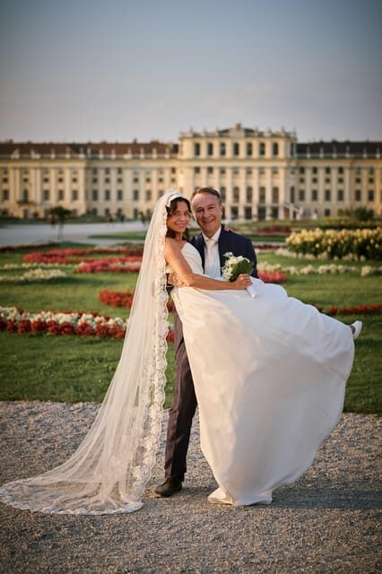 Schönbrunn Palace Private Photoshooting tour - A Closer Look at the Schönbrunn Palace Private Photoshooting Tour