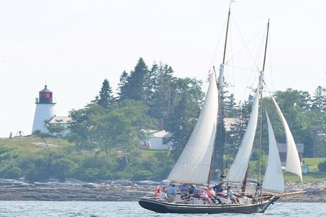 Schooner Applejack 2-Hour Day Sail from Boothbay Harbor - Introducing the Schooner Applejack Day Sail: An Authentic Maine Adventure