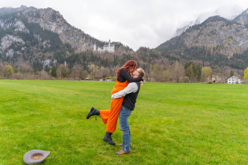 Schwangau: Private Photoshoot at Neuschwanstein Castle - Key Points