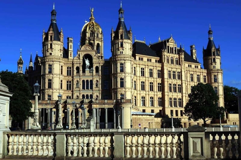 Schwerin - Private Tour of the Castle Exteriors & Cathedral - The Sum Up: Who Will Love This Tour?