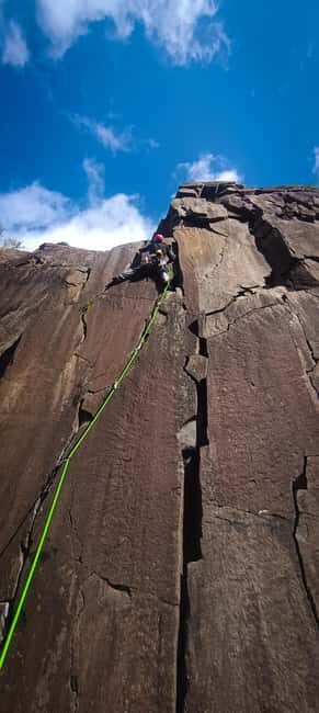 Scotland: 1-Day Beginner Rock Climbing Course - Logistics & Practical Tips