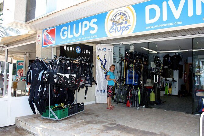 Scuba diving for beginners Cambrils with hotel Pickup - FAQs