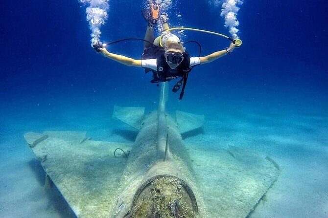 Scuba Diving in MIG-21 wreck - Key Points