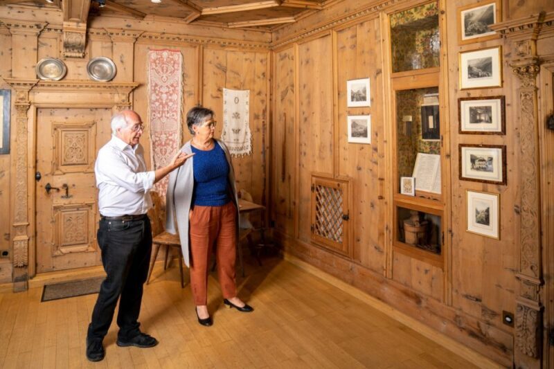 Scuol: 2.5-Hour Village Guided Walking Tour - Enjoying the Authentic Engadine Parlor