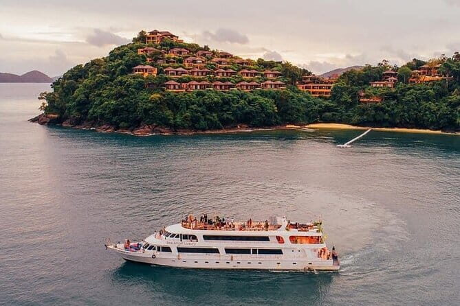 Sea Angel Romantic Sunset Dinner & Sightseeing from Phuket - The Sum Up: Who Should Consider It?