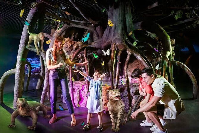 Sea Life Bangkok & Madame Tussauds Ticket with Optional Transfers - The Tour Breakdown: What to Expect