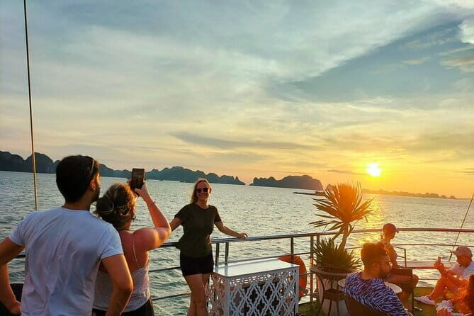 Sea Lion Ha Long Bay Cruise from Hanoi Buffet and Limousine - An In-Depth Look at the Experience