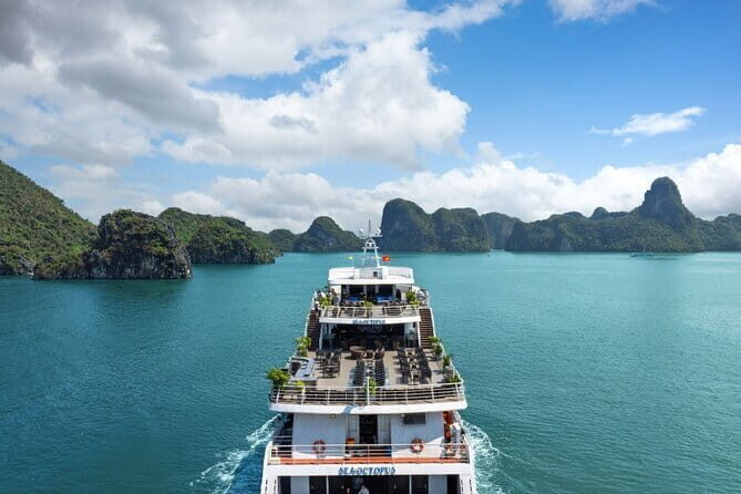 Sea Octopus Cruise and Seafood Buffet Day Tour at Halong Bay - A Well-Curated Tour Through Beauty and Comfort