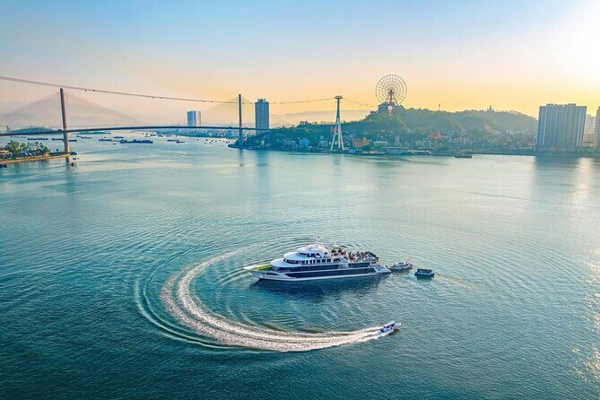 Sea Octopus Day Cruise and Ha Long Bay with Ti Top and Sung Sot - Key Points