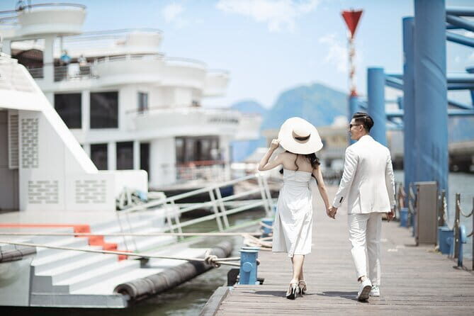 Sea Octopus Day Cruise from Hanoi by Express Dcar Limousine Bus - Introduction
