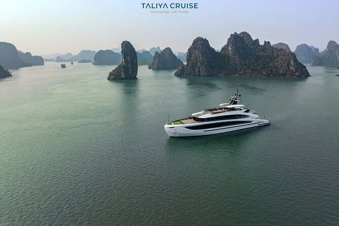 Sea Octopus Day Cruise from Hanoi by Express Dcar Limousine Bus - FAQ