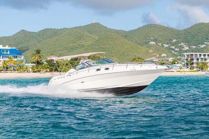 Sea Ray Sundancer Luxury Private Boat Charter - Exploring the Details of the Tour