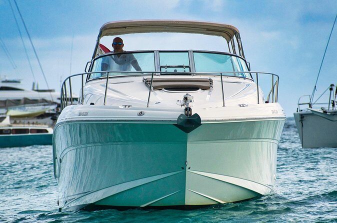 Sea Ray Sundancer Luxury Private Boat Charter - Who Will Love This Tour?