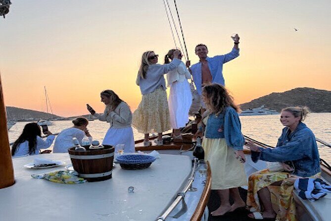Sea Sunset Tour in the Bay of Naousa - Paros - Who Will Appreciate This Tour?