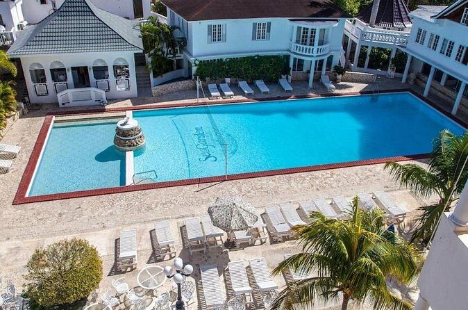 SeaGarden Beach Resort Private Airport Transfer - Key Points