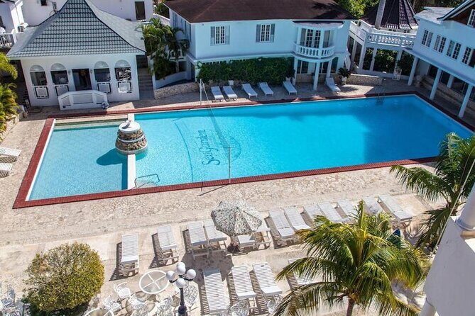 SeaGarden Beach Resort Private Airport Transfer - Why You Might Choose This Service