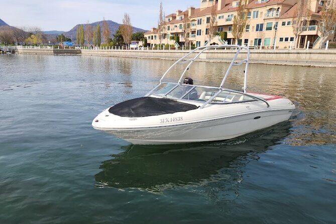 Searay 205 Boat Rental - Why Choose the Searay 205 Boat Rental?