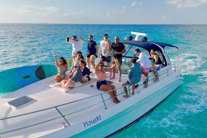 SeaRay 43ft Isla Mujeres, Snorkelling and more!! - Key Points