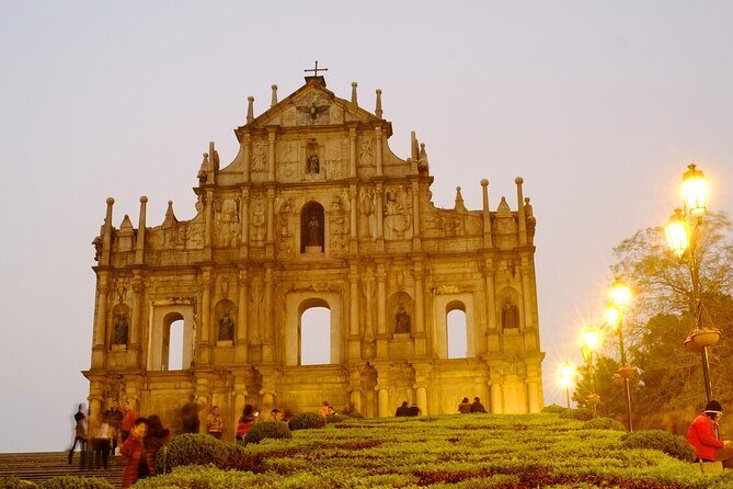 SEAT-IN-COACH Macau Tour with simple buffet lunch from Hong Kong - Who Will Love This Tour?