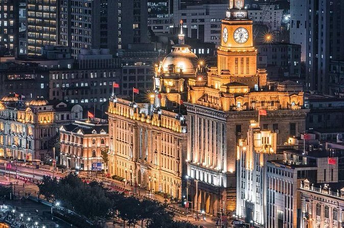 Seat in coach Night Scenery in Shanghai and Shanghai Dinsum Taste - Final Thoughts: Is It Worth It?