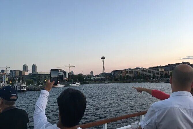Seattle Buffet Dinner Cruise - Who Will Love This Tour?