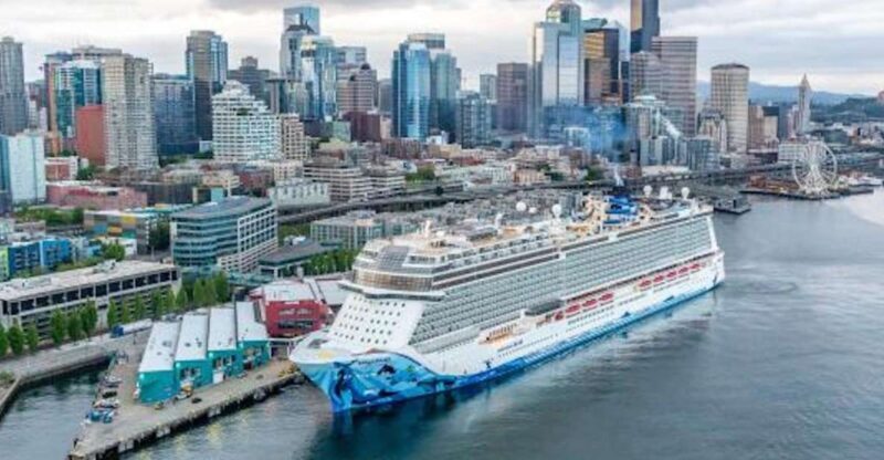 Seattle: Cruise Port City Sightseeing Tour - International District and Waterfront