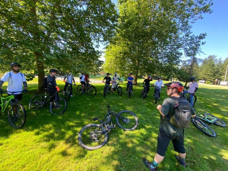 Seattle: Half Day All-Inclusive Mountain Bike Tour - Authentic Reviews and Perspectives