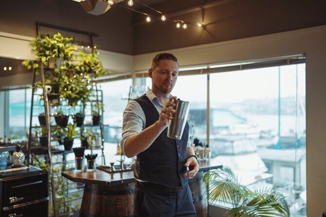 Seattle Hands On Cocktail Class - An Engaging Introduction to Mixology