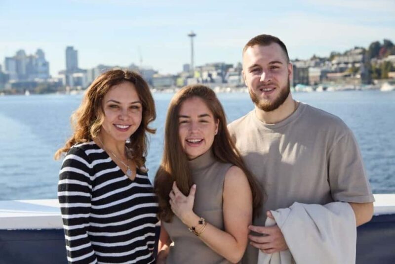 Seattle: Mimosa Brunch Cruise - Views and Scenic Highlights