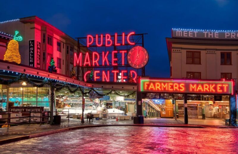 Seattle: Night Walking Tour with Space Needle - The Bottom Line: Who Should Consider This Tour?