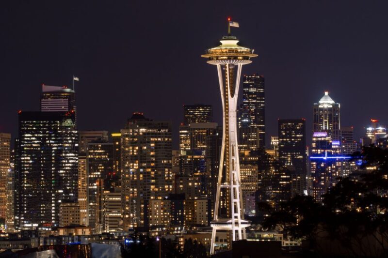 Seattle: Scenic Night Tour with Space Needle & Skywheel - Who Is This Tour Best For?