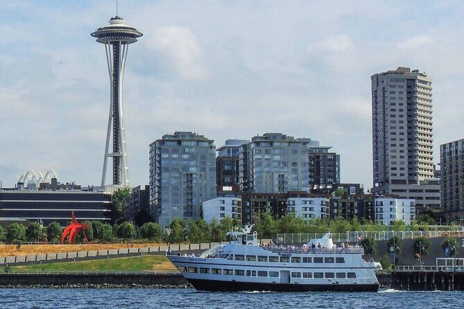 Seattle Small Group Walking Tour with Space Needle Admission - What to Expect from Each Part of the Tour