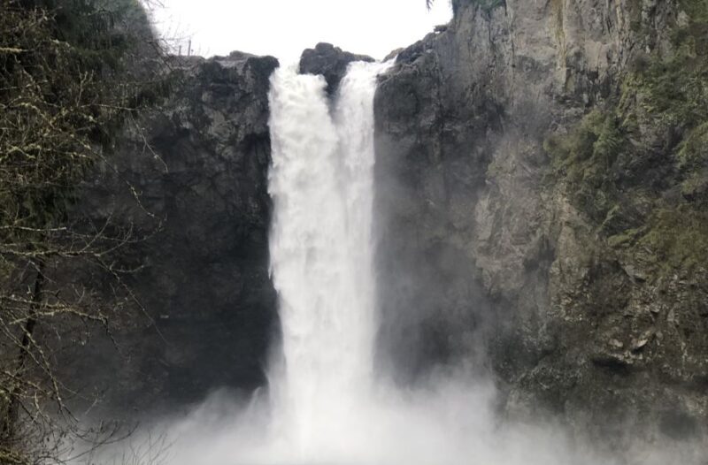 Seattle: Snoqualmie Falls and Twin Falls Guided Tour - A Consideration to Keep in Mind