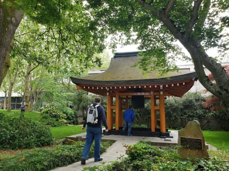 Seattle: Space Needle & Seattle Center Private Tour - What Past Travelers Say