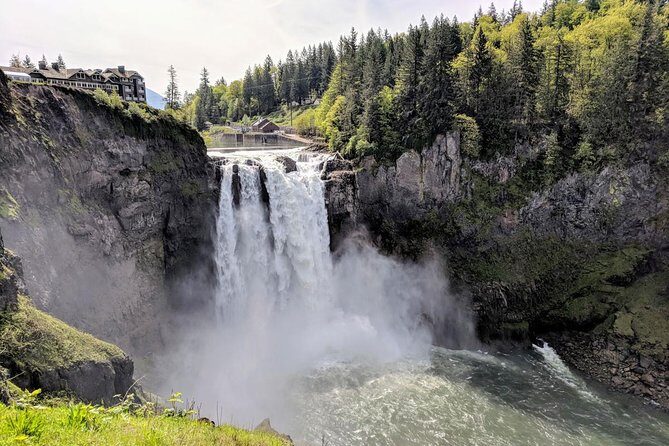 Seattle Wine and Waterfall Luxury Small-Group Day Tour with Lunch - Introduction