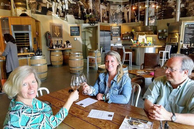 Seattle Wine and Waterfall Luxury Small-Group Day Tour with Lunch - Why this tour offers great value