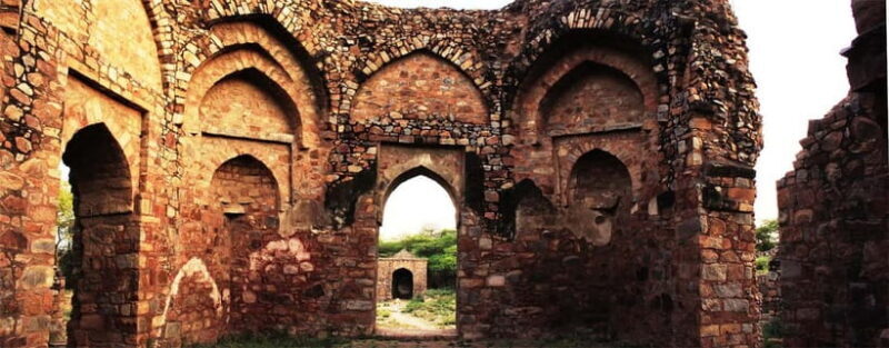Secret and Spooky Ruins of Mehrauli Archaeological Park - Authentic Experiences and Honest Insights