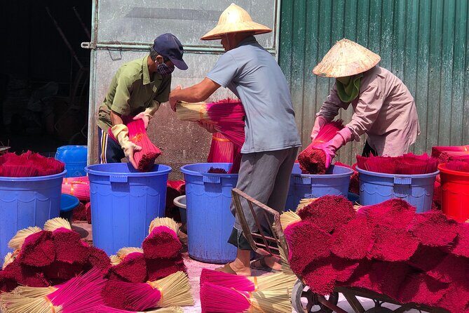 Secret Handicraft Villages of Hanoi ( Incense and hat Villages ) - What Makes This Tour Special?