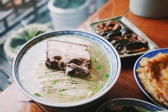 Secret Noodle and Wonton in Shanghai Alleyways with Local Beer - What Makes This Tour Stand Out?