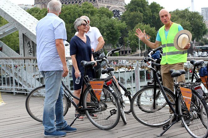 Secret Paris Tour on a dutch bike - FAQs