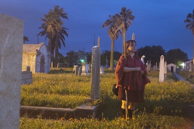 Secret Society Cemetery Walking Tour in Galveston - Who Should Enjoy This Tour?