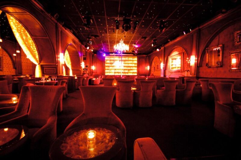 Secret Square Paris : Parisian Strip-Tease Cabaret Ticket - The Authenticity and Atmosphere