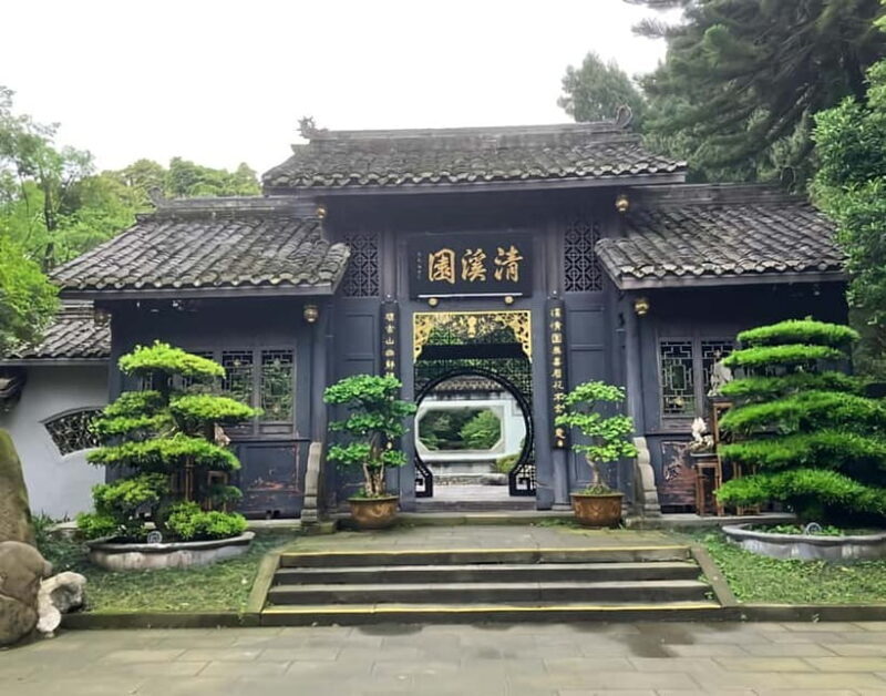 Secrets Dujiangyan & Intangible Cultural Legacy Private Tour - Exploring the Wonders of Dujiangyans Engineering