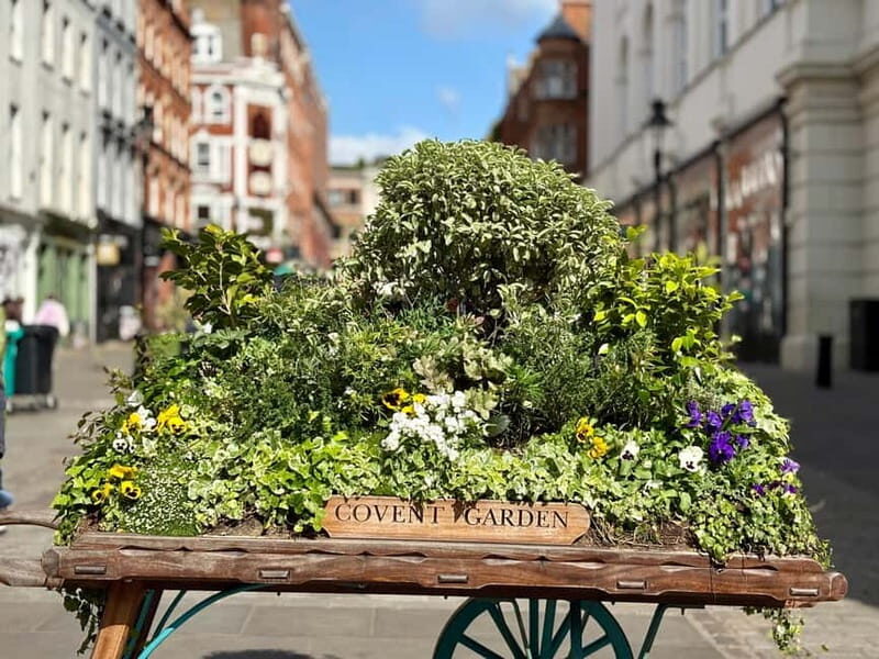 Secrets of London Covent Garden: Tour + Cocktail at Rules - Exploring Covent Garden’s Hidden Stories