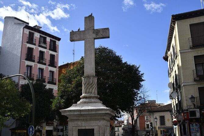 Secrets of Madrid Small Group Tour - What Makes This Tour Stand Out?