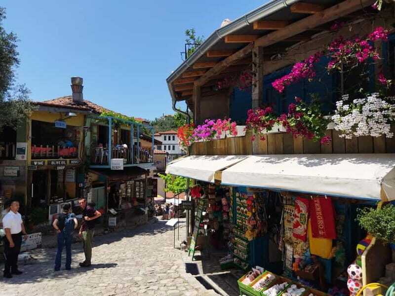 Secrets of the Old Town Bar - A Journey through Millennia - Key Points