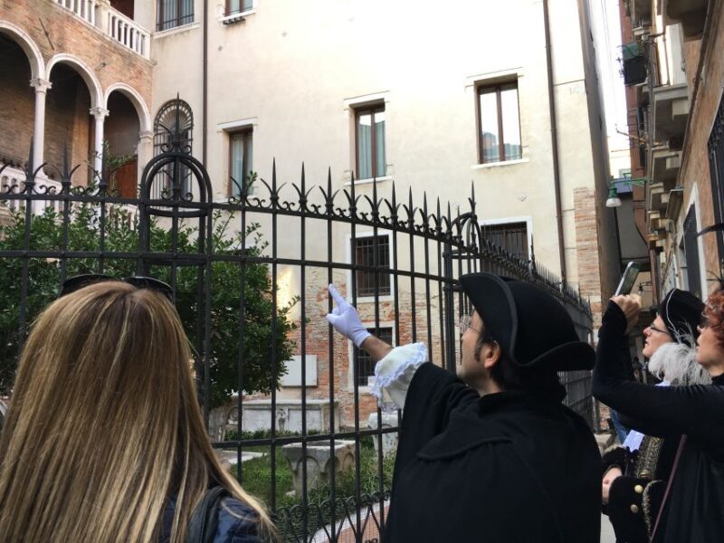 Secrets of Venice Carnival and Life of Casanova Tour - Authenticity and Review Insights