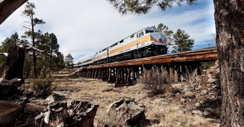Sedona, AZ: Grand Canyon Guided Tour and Historic Railway - A Complete, Balanced Look at This Grand Canyon Tour