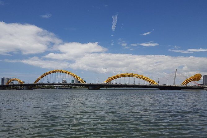 See Hues Top Attractions by Car with a Private (ES) Driver Only. - The Driving Experience and Driver Quality